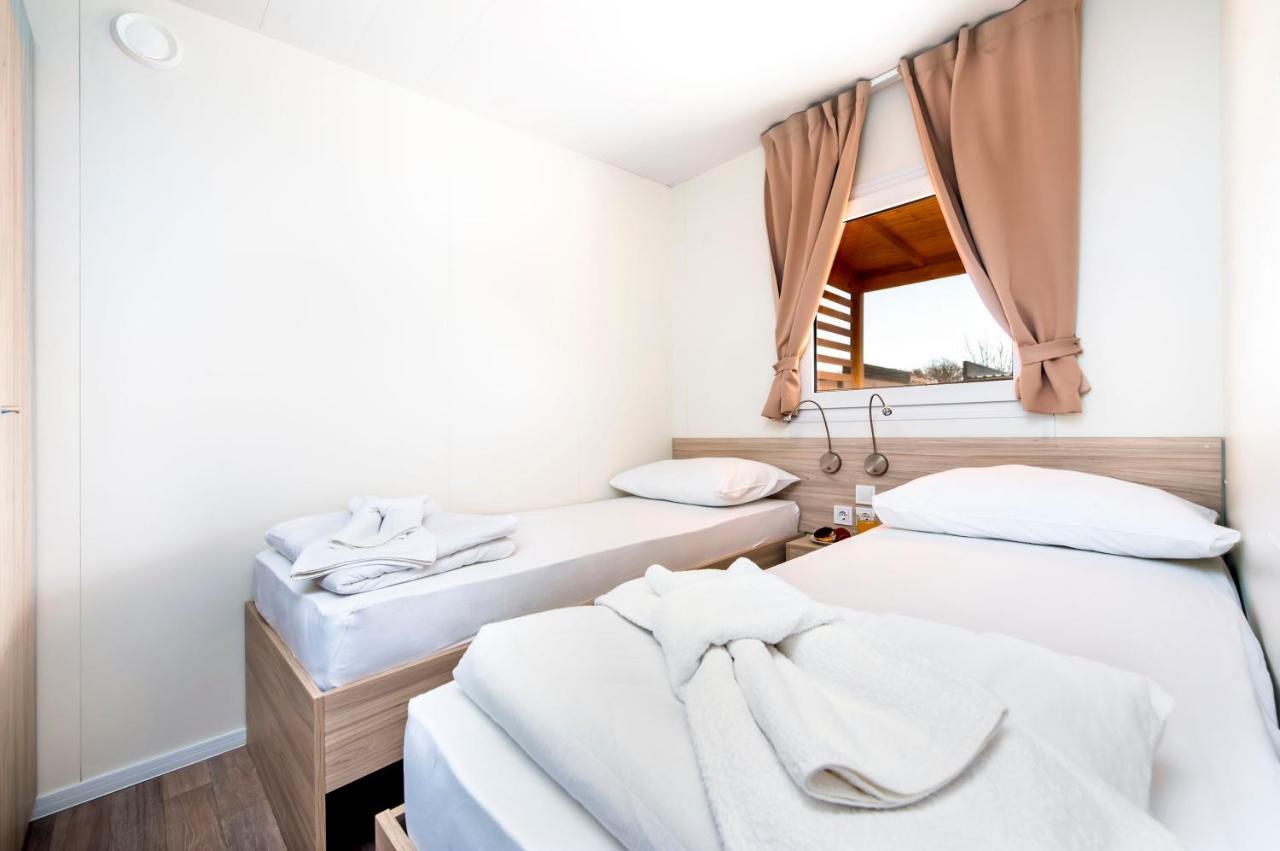 Mediteran Kamp Mobile Homes In Naturist Camping Ulika Porec